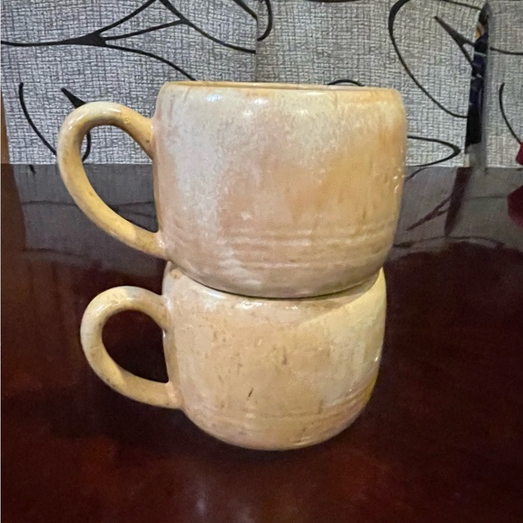 Dining | Rustic Tan Stoneware Mugs Looks New Perfec Condition | Poshmark